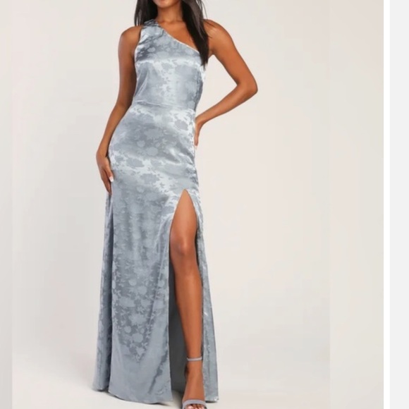 Lulus | Dresses | Lulus Satin Maxi Gown | Poshmark
